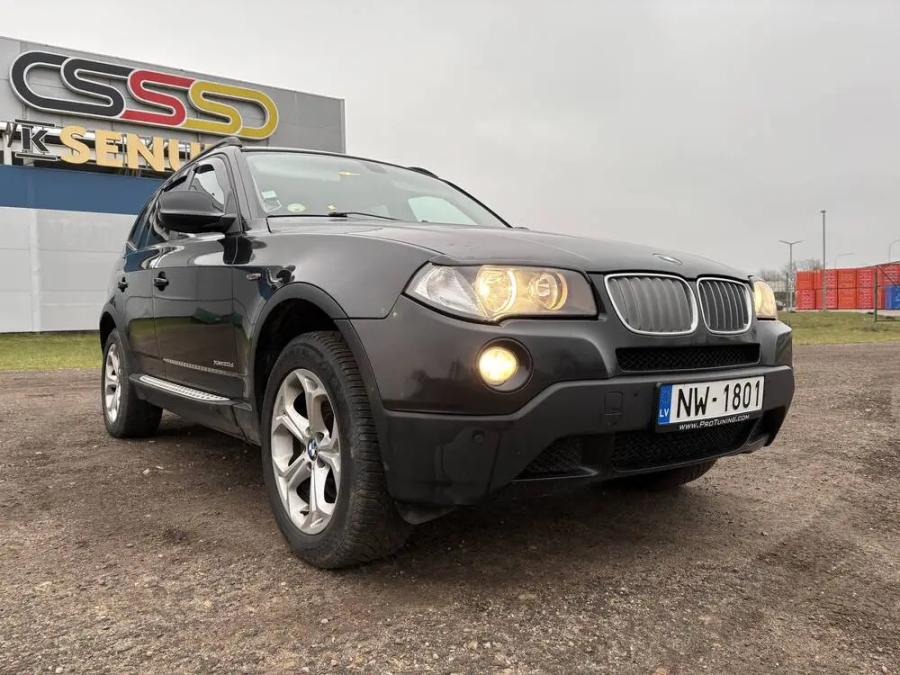 Black BMW X3 2009 in Daugavpils, with an engine capacity of 2.00 L and mileage of 267 thousand km for 5650 €, photo 8 on AUTOMOTO.COM.LV