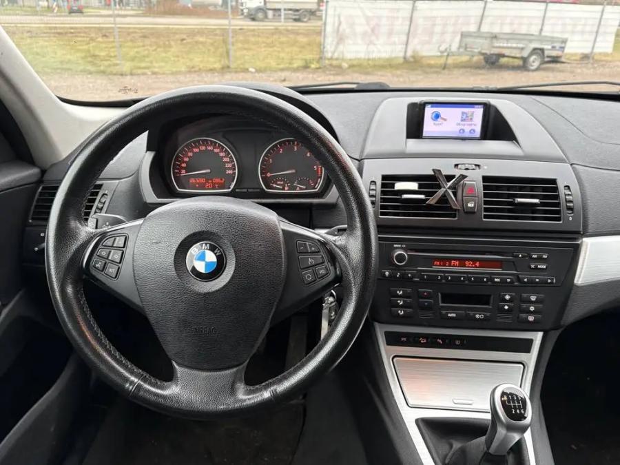 Black BMW X3 2009 in Daugavpils, with an engine capacity of 2.00 L and mileage of 267 thousand km for 5650 €, photo 11 on AUTOMOTO.COM.LV