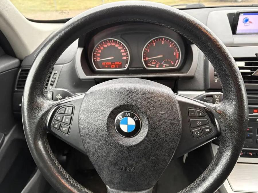 Black BMW X3 2009 in Daugavpils, with an engine capacity of 2.00 L and mileage of 267 thousand km for 5650 €, photo 12 on AUTOMOTO.COM.LV