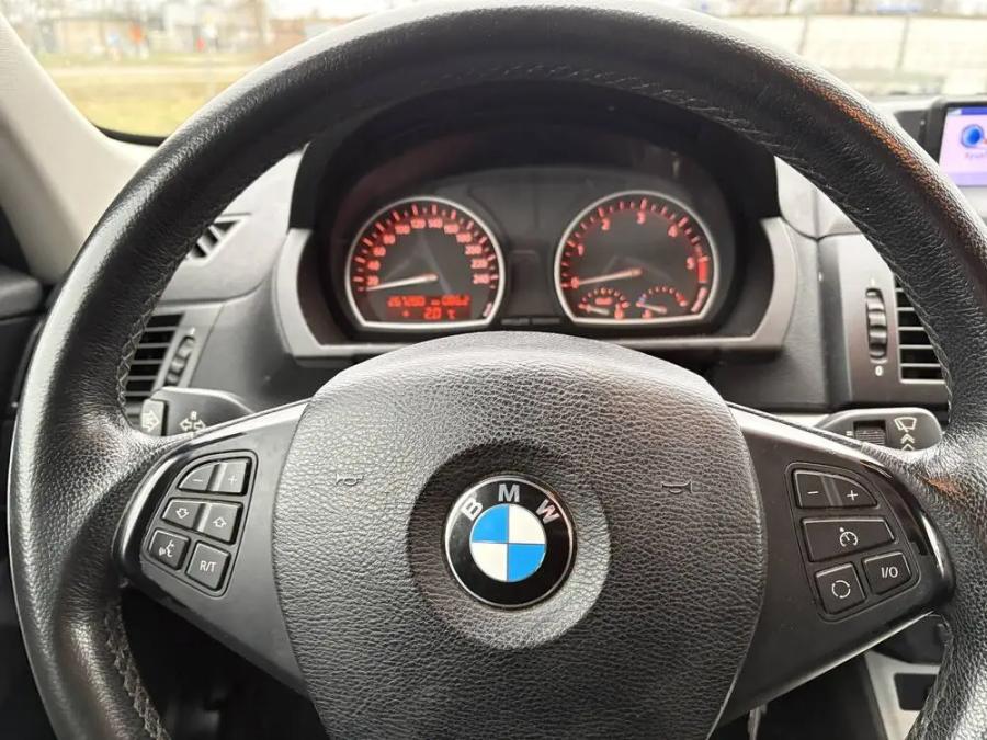 Black BMW X3 2009 in Daugavpils, with an engine capacity of 2.00 L and mileage of 267 thousand km for 5650 €, photo 15 on AUTOMOTO.COM.LV