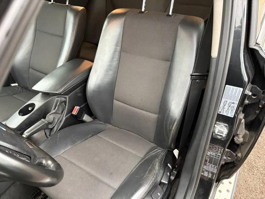 Black BMW X3 2009 in Daugavpils, with an engine capacity of 2.00 L and mileage of 267 thousand km for 5650 €, photo 20 on AUTOMOTO.COM.LV