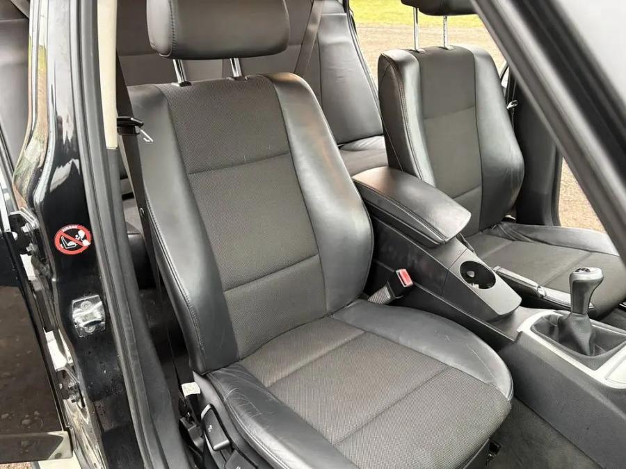 Black BMW X3 2009 in Daugavpils, with an engine capacity of 2.00 L and mileage of 267 thousand km for 5650 €, photo 23 on AUTOMOTO.COM.LV