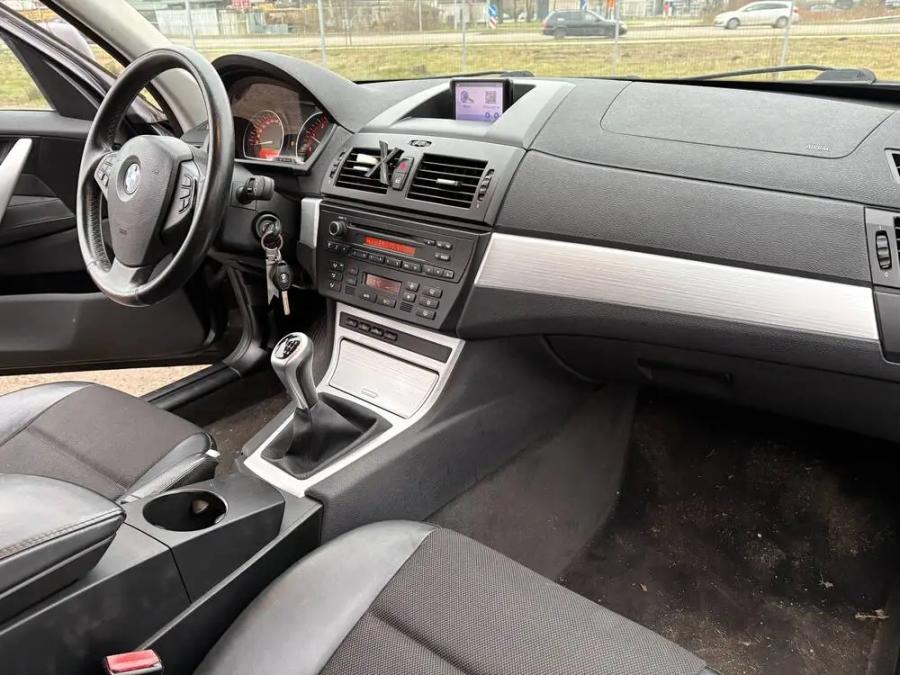 Black BMW X3 2009 in Daugavpils, with an engine capacity of 2.00 L and mileage of 267 thousand km for 5650 €, photo 24 on AUTOMOTO.COM.LV