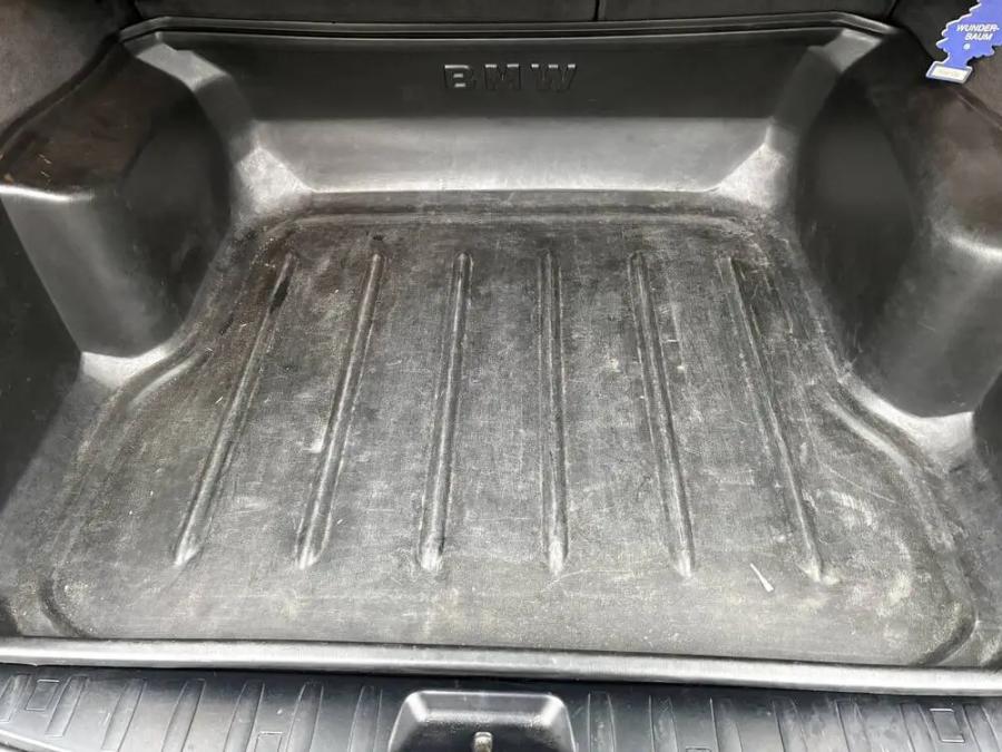 Black BMW X3 2009 in Daugavpils, with an engine capacity of 2.00 L and mileage of 267 thousand km for 5650 €, photo 26 on AUTOMOTO.COM.LV