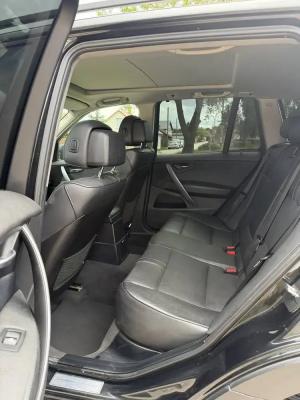Melns BMW X3 2009 Ventspils, ar dzinēja tilpumu 2.00 L un nobraukumu 319 tūkst. km par 6300 €, foto 12 vietnē AUTOMOTO.COM.LV