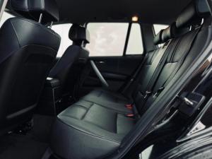 Black BMW X3 2009 in Riga, with an engine capacity of 2.00 L and mileage of 269 thousand km for 6750 €, photo 5 on AUTOMOTO.COM.LV
