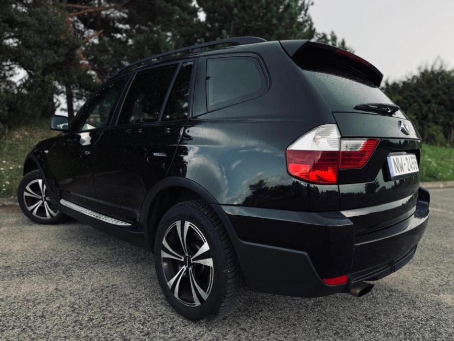 Black BMW X3 2009 in Riga, with an engine capacity of 2.00 L and mileage of 269 thousand km for 6750 €, photo 15 on AUTOMOTO.COM.LV