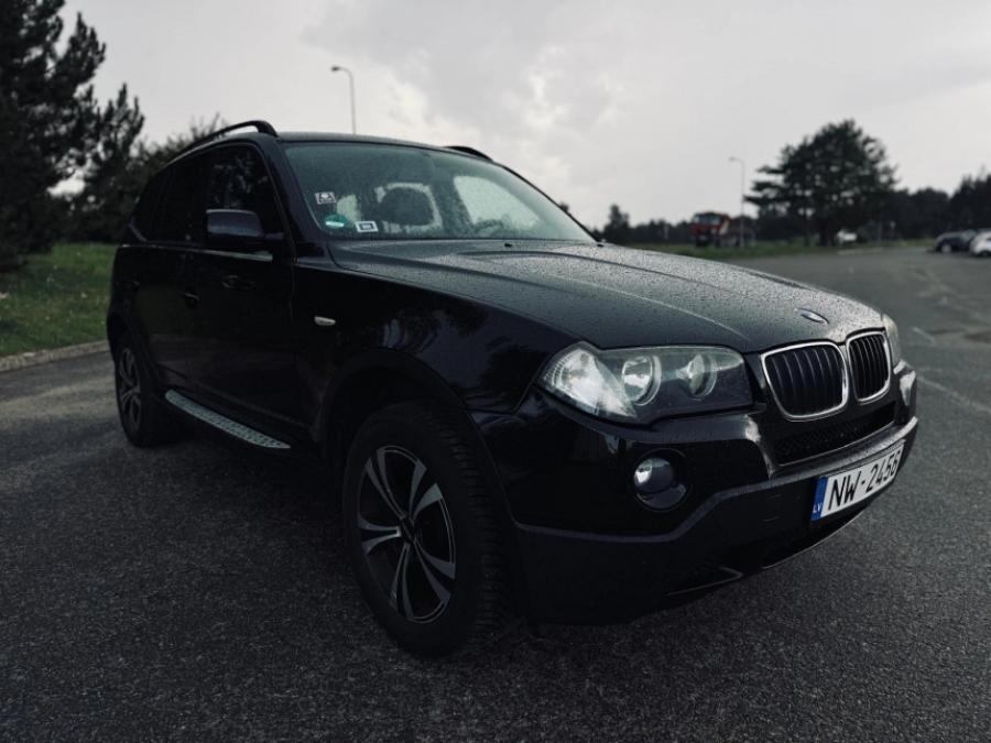 Black BMW X3 2009 in Riga, with an engine capacity of 2.00 L and mileage of 269 thousand km for 6750 €, photo 19 on AUTOMOTO.COM.LV