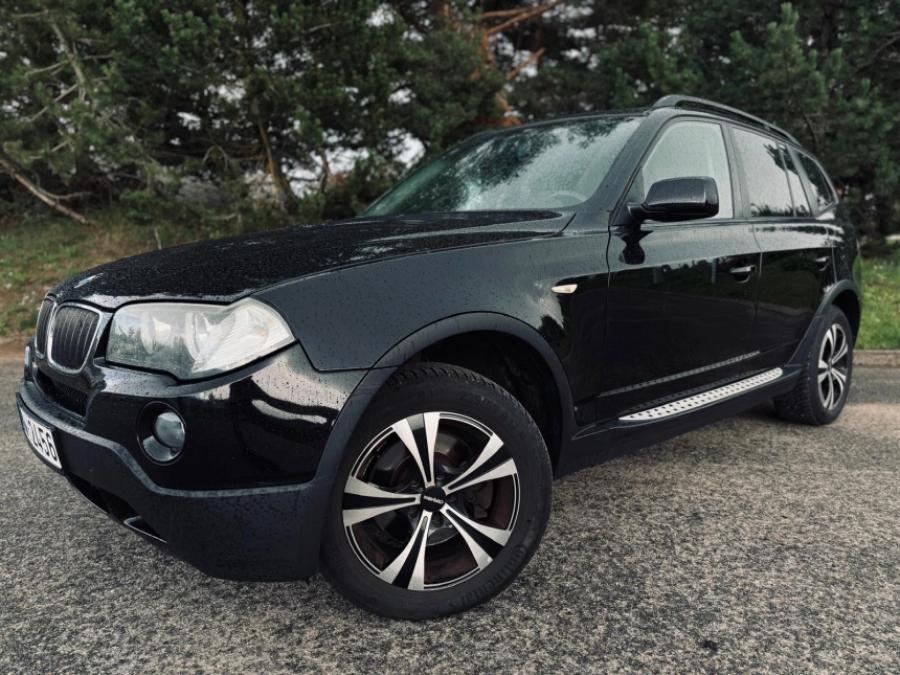 Black BMW X3 2009 in Riga, with an engine capacity of 2.00 L and mileage of 269 thousand km for 6750 €, photo 21 on AUTOMOTO.COM.LV