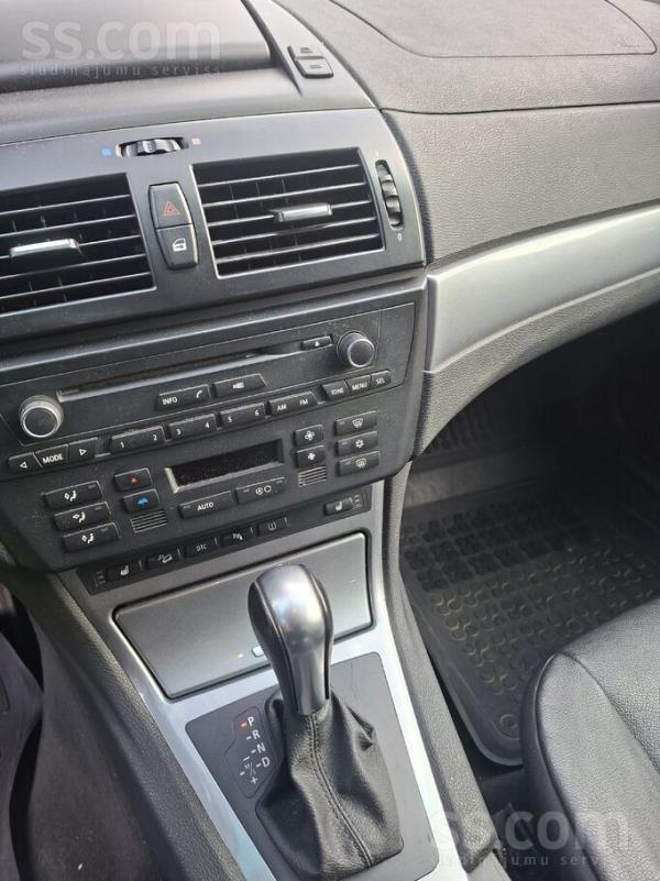 Black BMW X3 2009 in Valka, with an engine capacity of 2.00 L and mileage of 324 thousand km for 5750 €, photo 7 on AUTOMOTO.COM.LV