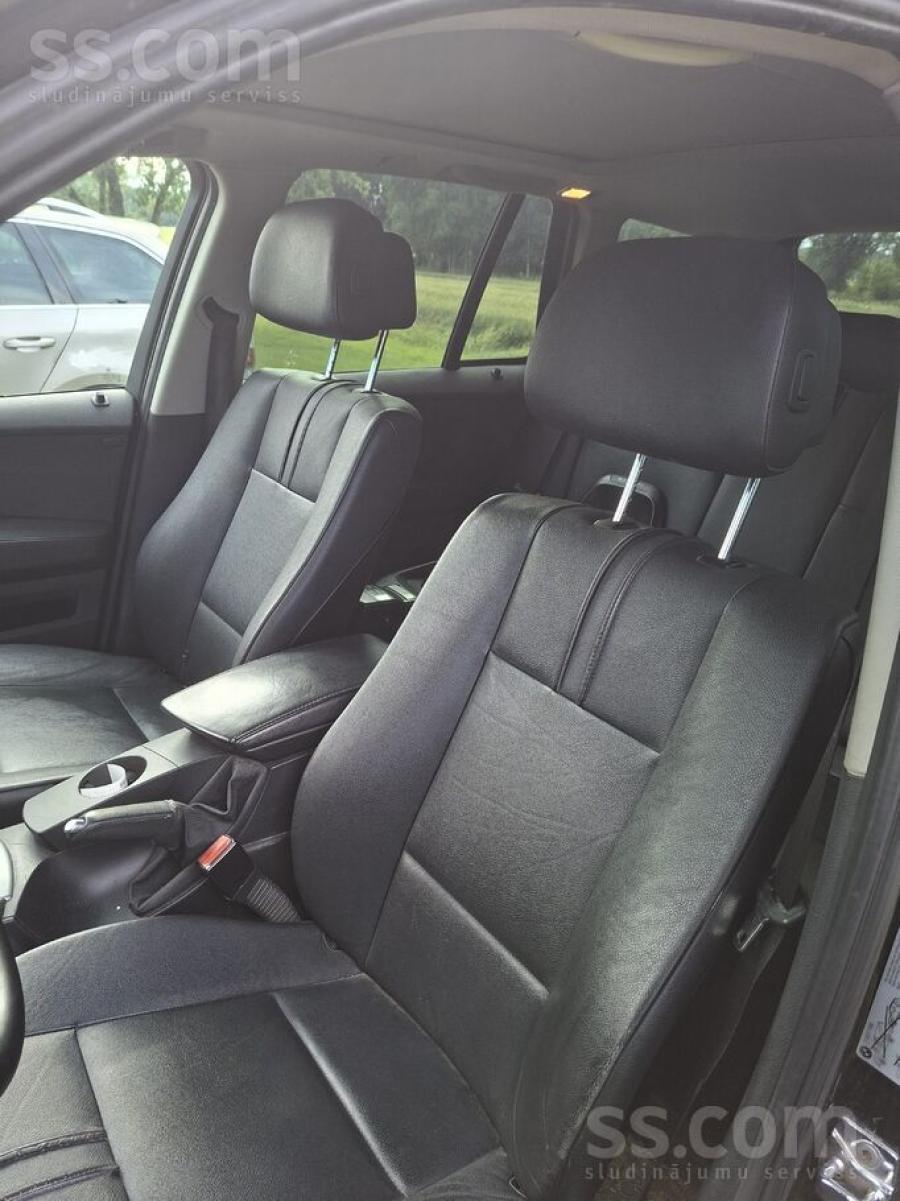 Black BMW X3 2009 in Valka, with an engine capacity of 2.00 L and mileage of 324 thousand km for 5750 €, photo 7 on AUTOMOTO.COM.LV