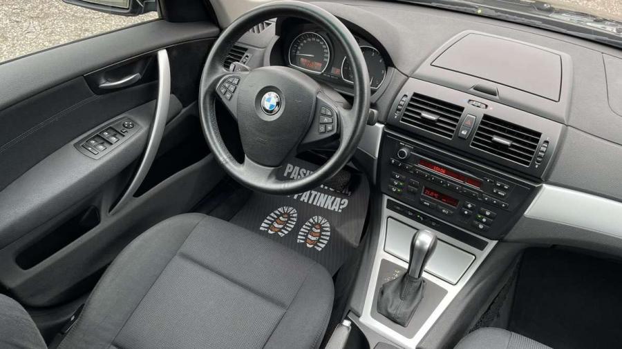 Black BMW X3 2009 in Marijampole, with an engine capacity of 2.00 L and mileage of 261 thousand km for 5190 €, photo 3 on AUTOMOTO.COM.LV
