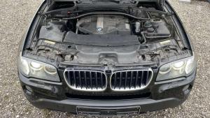 Black BMW X3 2009 in Marijampole, with an engine capacity of 2.00 L and mileage of 261 thousand km for 5190 €, photo 5 on AUTOMOTO.COM.LV