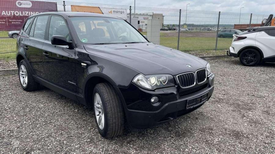 Black BMW X3 2009 in Marijampole, with an engine capacity of 2.00 L and mileage of 261 thousand km for 5190 €, photo 15 on AUTOMOTO.COM.LV