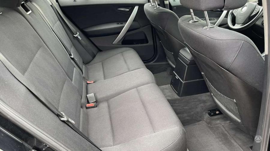 Black BMW X3 2009 in Marijampole, with an engine capacity of 2.00 L and mileage of 261 thousand km for 5190 €, photo 18 on AUTOMOTO.COM.LV