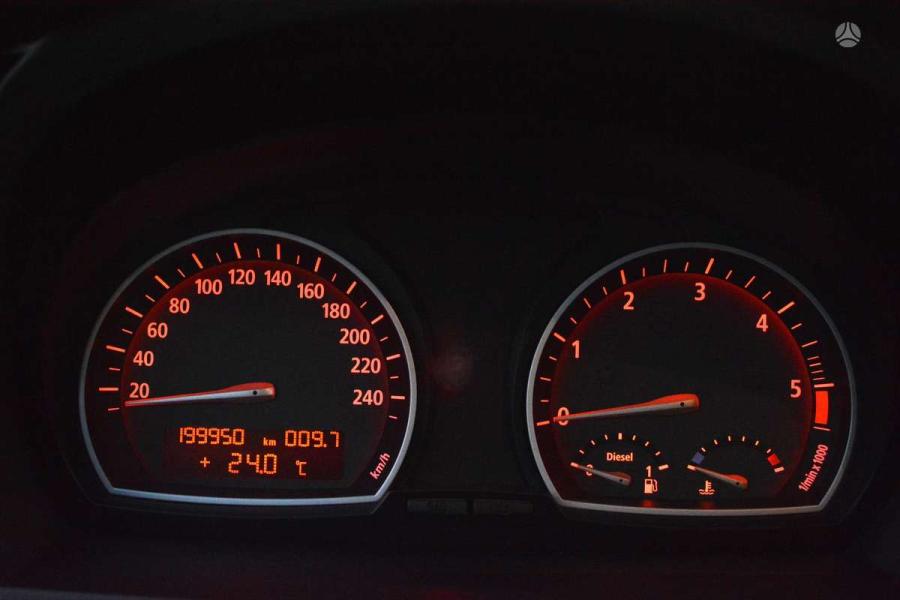 Melns BMW X3 2009 Klaipėda, ar dzinēja tilpumu 2.00 L un nobraukumu 200 tūkst. km par 5150 €, foto 25 vietnē AUTOMOTO.COM.LV