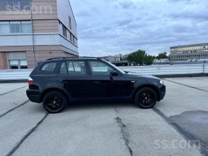 Black BMW X3 2009 in Riga, with an engine capacity of 2.00 L and mileage of 193 thousand km for 5500 €, photo 5 on AUTOMOTO.COM.LV