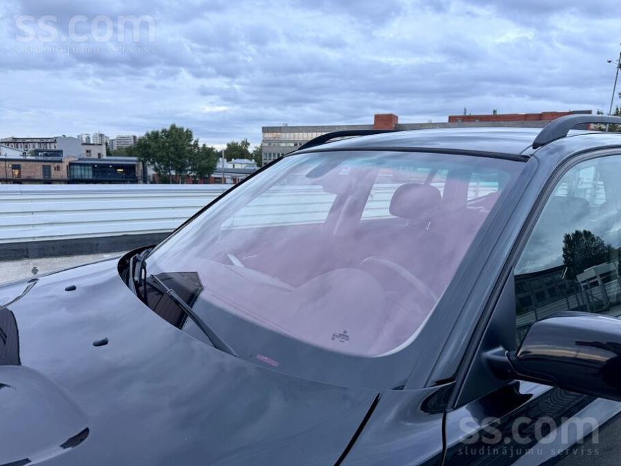 Black BMW X3 2009 in Riga, with an engine capacity of 2.00 L and mileage of 193 thousand km for 5500 €, photo 10 on AUTOMOTO.COM.LV