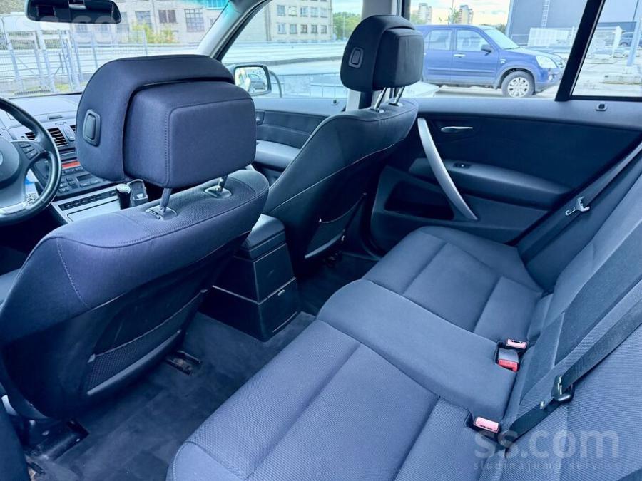 Black BMW X3 2009 in Riga, with an engine capacity of 2.00 L and mileage of 193 thousand km for 5500 €, photo 12 on AUTOMOTO.COM.LV