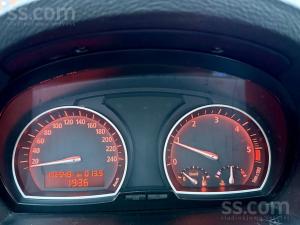 Black BMW X3 2009 in Riga, with an engine capacity of 2.00 L and mileage of 193 thousand km for 5500 €, photo 16 on AUTOMOTO.COM.LV