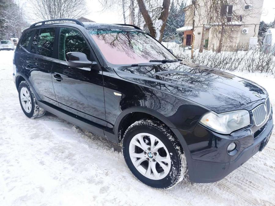 Black BMW X3 2010 in Utena, with an engine capacity of 2.00 L and mileage of 265 thousand km for 5400 €, photo 24 on AUTOMOTO.COM.LV