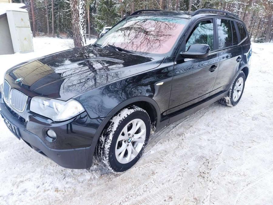 Black BMW X3 2010 in Utena, with an engine capacity of 2.00 L and mileage of 265 thousand km for 5400 €, photo 25 on AUTOMOTO.COM.LV