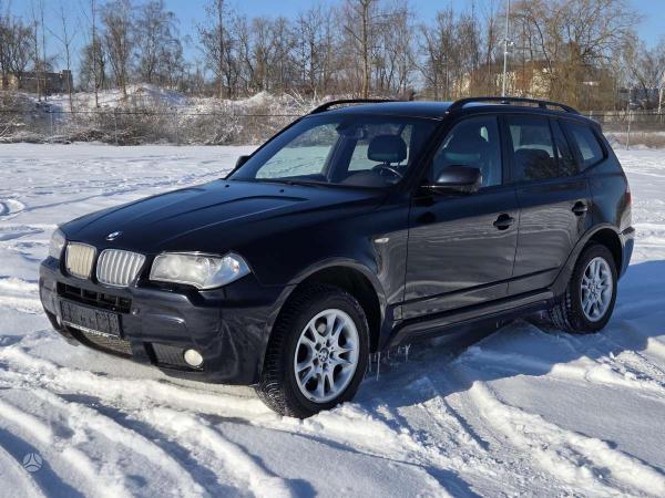 Black BMW X3 2010 in Marijampole, with an engine capacity of 2.00 L and mileage of 317 thousand km for 5500 €, photo 1 on AUTOMOTO.COM.LV