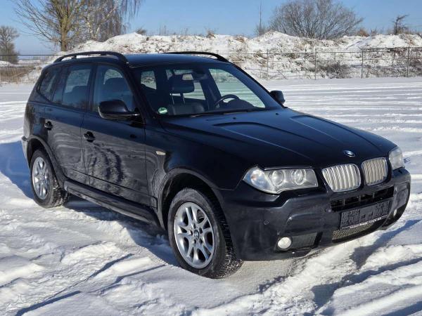 Black BMW X3 2010 in Marijampole, with an engine capacity of 2.00 L and mileage of 317 thousand km for 5500 €, photo 2 on AUTOMOTO.COM.LV