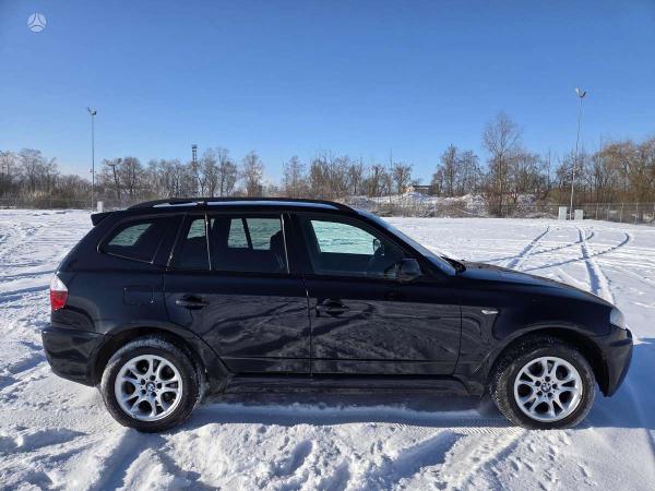 Black BMW X3 2010 in Marijampole, with an engine capacity of 2.00 L and mileage of 317 thousand km for 5500 €, photo 8 on AUTOMOTO.COM.LV