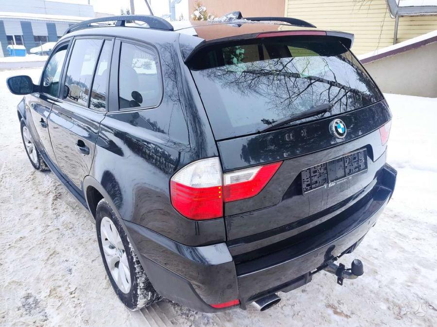 Melns BMW X3 2010 Utena, ar dzinēja tilpumu 2.00 L un nobraukumu 265 tūkst. km par 5400 €, foto 29 vietnē AUTOMOTO.COM.LV
