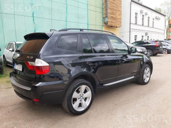 Melns BMW X3 2010 Daugavpils, ar dzinēja tilpumu 2.00 L un nobraukumu 0 tūkst. km par 7150 €, foto 6 vietnē AUTOMOTO.COM.LV
