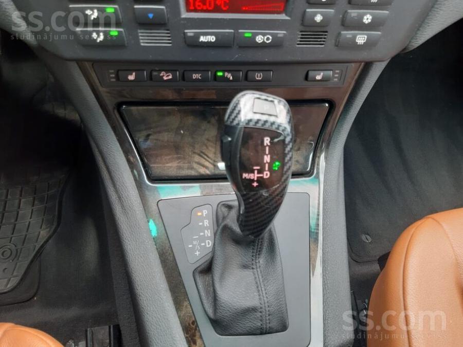 Black BMW X3 2010 in Daugavpils, with an engine capacity of 2.00 L and mileage of 0 thousand km for 7150 €, photo 22 on AUTOMOTO.COM.LV