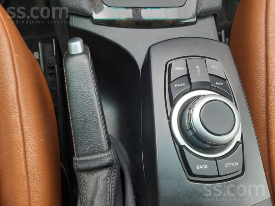 Black BMW X3 2010 in Daugavpils, with an engine capacity of 2.00 L and mileage of 0 thousand km for 7150 €, photo 23 on AUTOMOTO.COM.LV