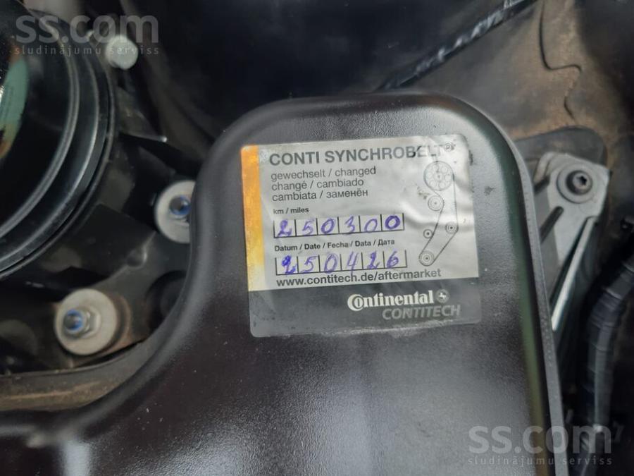 Black BMW X3 2010 in Daugavpils, with an engine capacity of 2.00 L and mileage of 0 thousand km for 7150 €, photo 31 on AUTOMOTO.COM.LV
