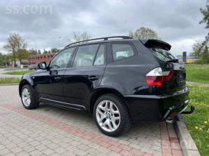 Черный БМВ Х3 2010 в Цесис, объемом двигателя 2.00 л и пробегом 224 тыс. км за 8900 €, фото 6 на AUTOMOTO.COM.LV