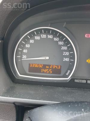 Melns BMW X3 2010 Preiļi, ar dzinēja tilpumu 2.00 L un nobraukumu 340 tūkst. km par 5750 €, foto 3 vietnē AUTOMOTO.COM.LV