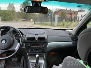 Черный БМВ Х3 2010 в Валмиера, объемом двигателя 2.00 л и пробегом 299 тыс. км за 8000 €, фото 3 на AUTOMOTO.COM.LV