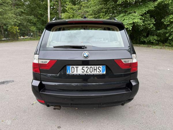 Black BMW X3 2010 in Kaunas, with an engine capacity of 2.00 L and mileage of 280 thousand km for 4300 €, photo 5 on AUTOMOTO.COM.LV
