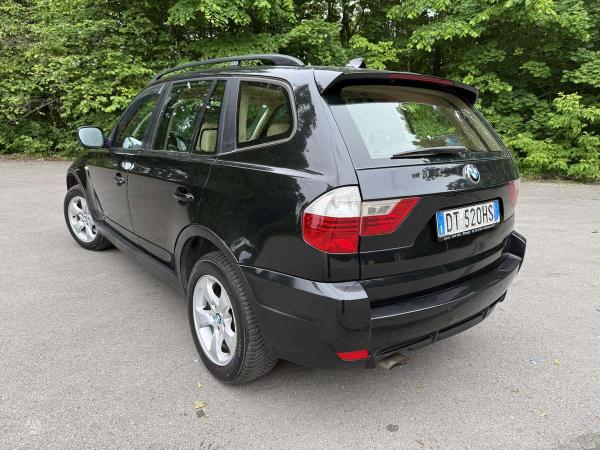 Black BMW X3 2010 in Kaunas, with an engine capacity of 2.00 L and mileage of 280 thousand km for 4300 €, photo 6 on AUTOMOTO.COM.LV