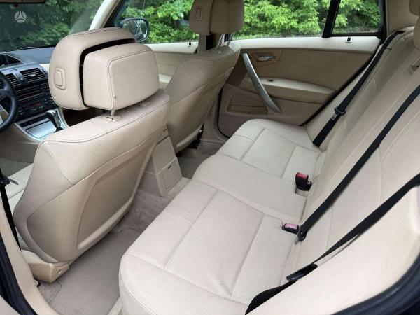 Black BMW X3 2010 in Kaunas, with an engine capacity of 2.00 L and mileage of 280 thousand km for 4300 €, photo 7 on AUTOMOTO.COM.LV