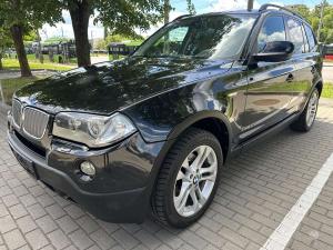 Melns BMW X3 2010 Kauņa, ar dzinēja tilpumu 2.99 L un nobraukumu 274 tūkst. km par 5290 €, foto  vietnē AUTOMOTO.COM.LV