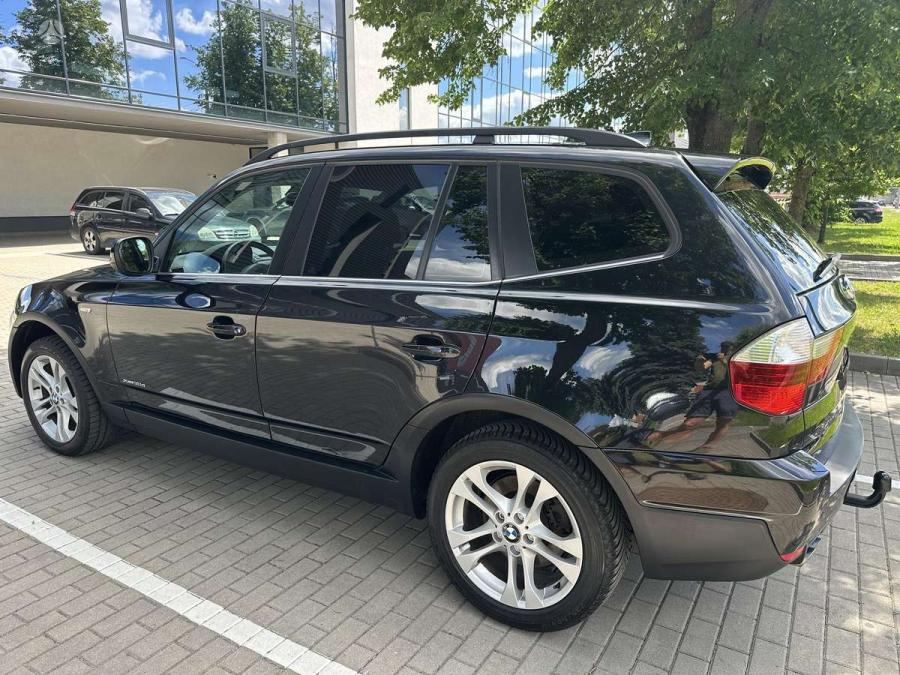 Melns BMW X3 2010 Kauņa, ar dzinēja tilpumu 2.99 L un nobraukumu 274 tūkst. km par 5290 €, foto 4 vietnē AUTOMOTO.COM.LV