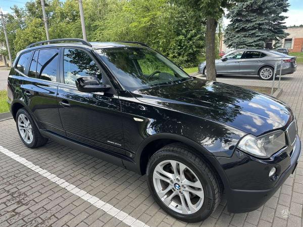 Black BMW X3 2010 in Kaunas, with an engine capacity of 2.99 L and mileage of 274 thousand km for 5290 €, photo 8 on AUTOMOTO.COM.LV