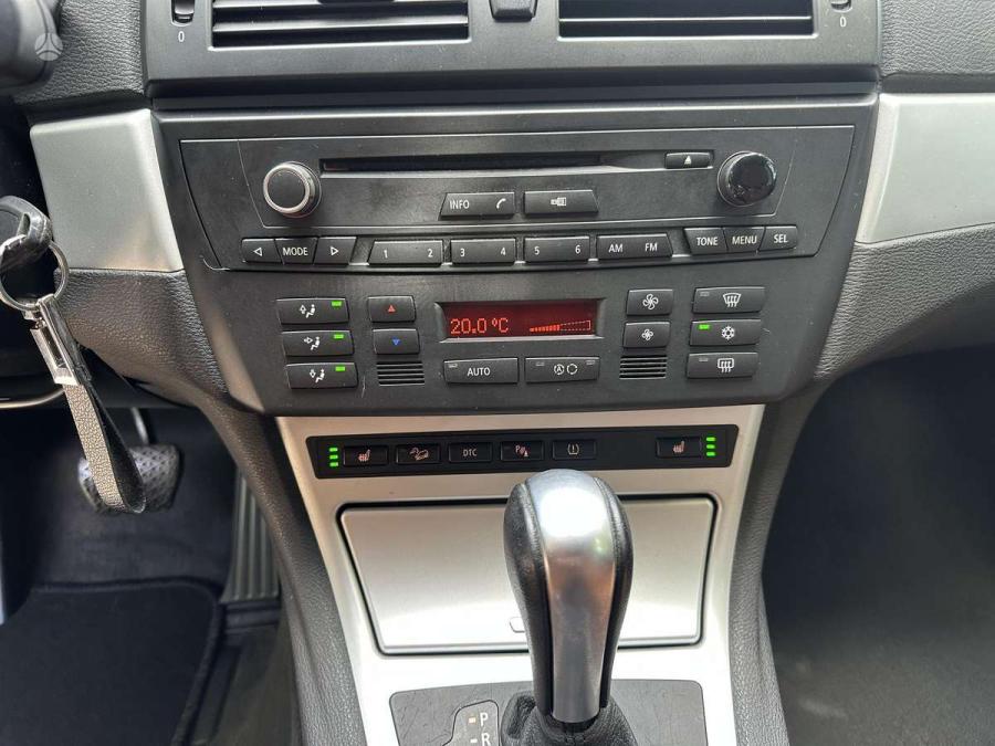 Melns BMW X3 2010 Kauņa, ar dzinēja tilpumu 2.99 L un nobraukumu 274 tūkst. km par 5290 €, foto 25 vietnē AUTOMOTO.COM.LV