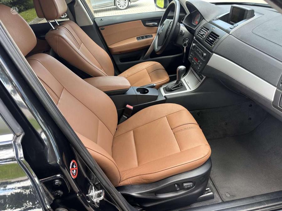 Melns BMW X3 2010 Kauņa, ar dzinēja tilpumu 2.99 L un nobraukumu 274 tūkst. km par 5290 €, foto 28 vietnē AUTOMOTO.COM.LV