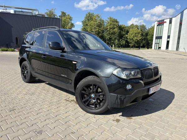 Black BMW X3 2010 in Kaunas, with an engine capacity of 2.00 L and mileage of 280 thousand km for 4450 €, photo 1 on AUTOMOTO.COM.LV