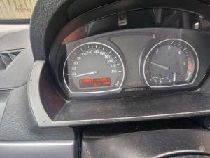 Black BMW X3 2010 in Ukmerge, with an engine capacity of 2.00 L and mileage of 249 thousand km for 4450 €, photo 10 on AUTOMOTO.COM.LV