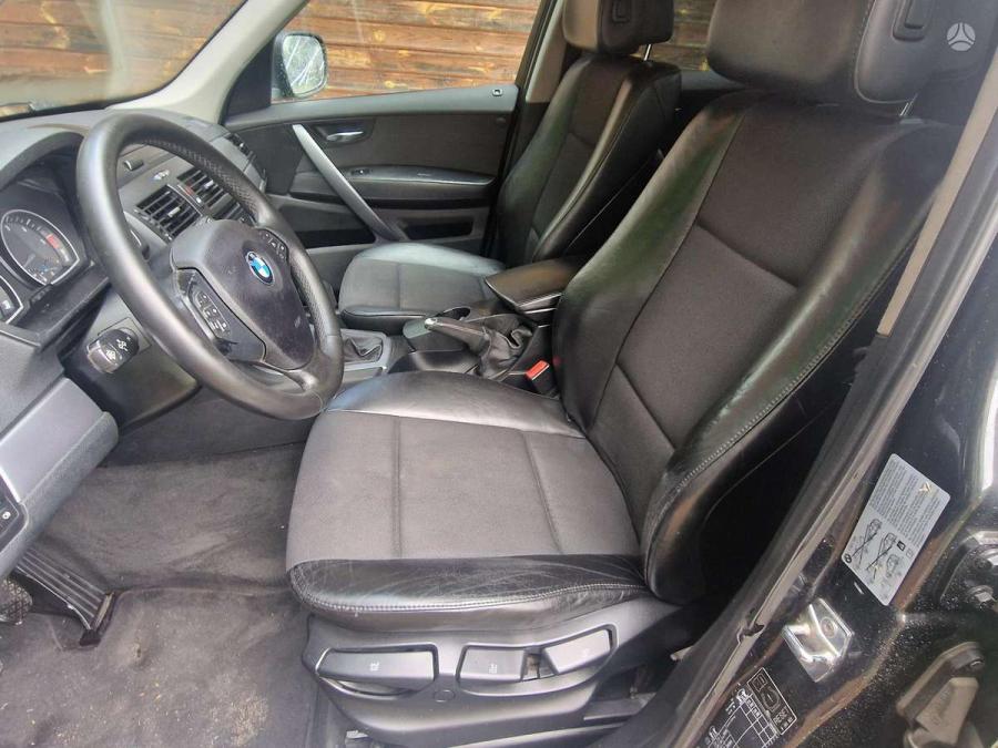 Black BMW X3 2010 in Ukmerge, with an engine capacity of 2.00 L and mileage of 249 thousand km for 4450 €, photo 11 on AUTOMOTO.COM.LV