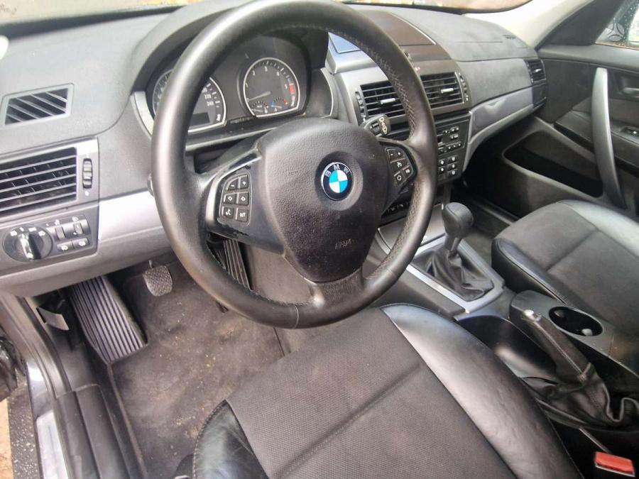 Black BMW X3 2010 in Ukmerge, with an engine capacity of 2.00 L and mileage of 249 thousand km for 4450 €, photo 12 on AUTOMOTO.COM.LV
