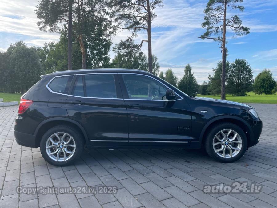 Black BMW X3 2010 in Rapla, with an engine capacity of 2.00 L and mileage of 317 thousand km for 8200 €, photo 8 on AUTOMOTO.COM.LV